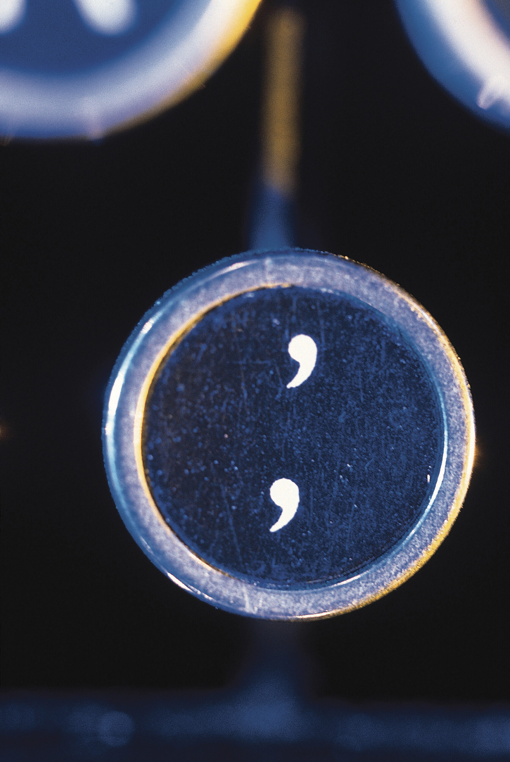 Geen punt, maar een komma, - ENTAMEER